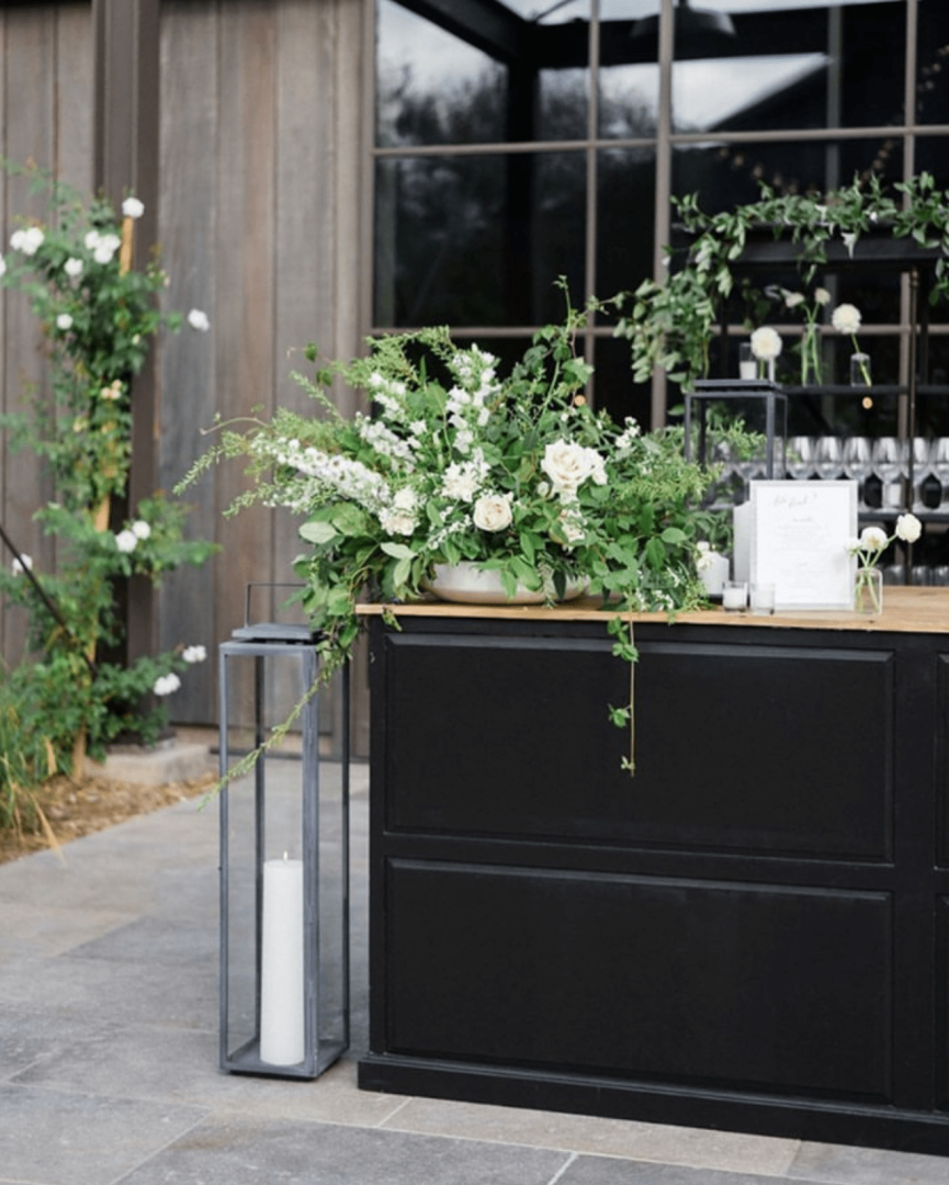 Galleries Archive - Theoni Collection