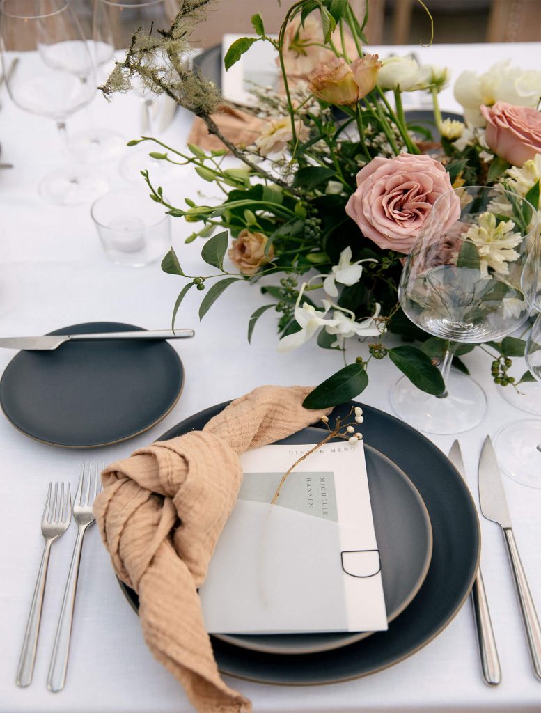 Galleries Archive - Theoni Collection